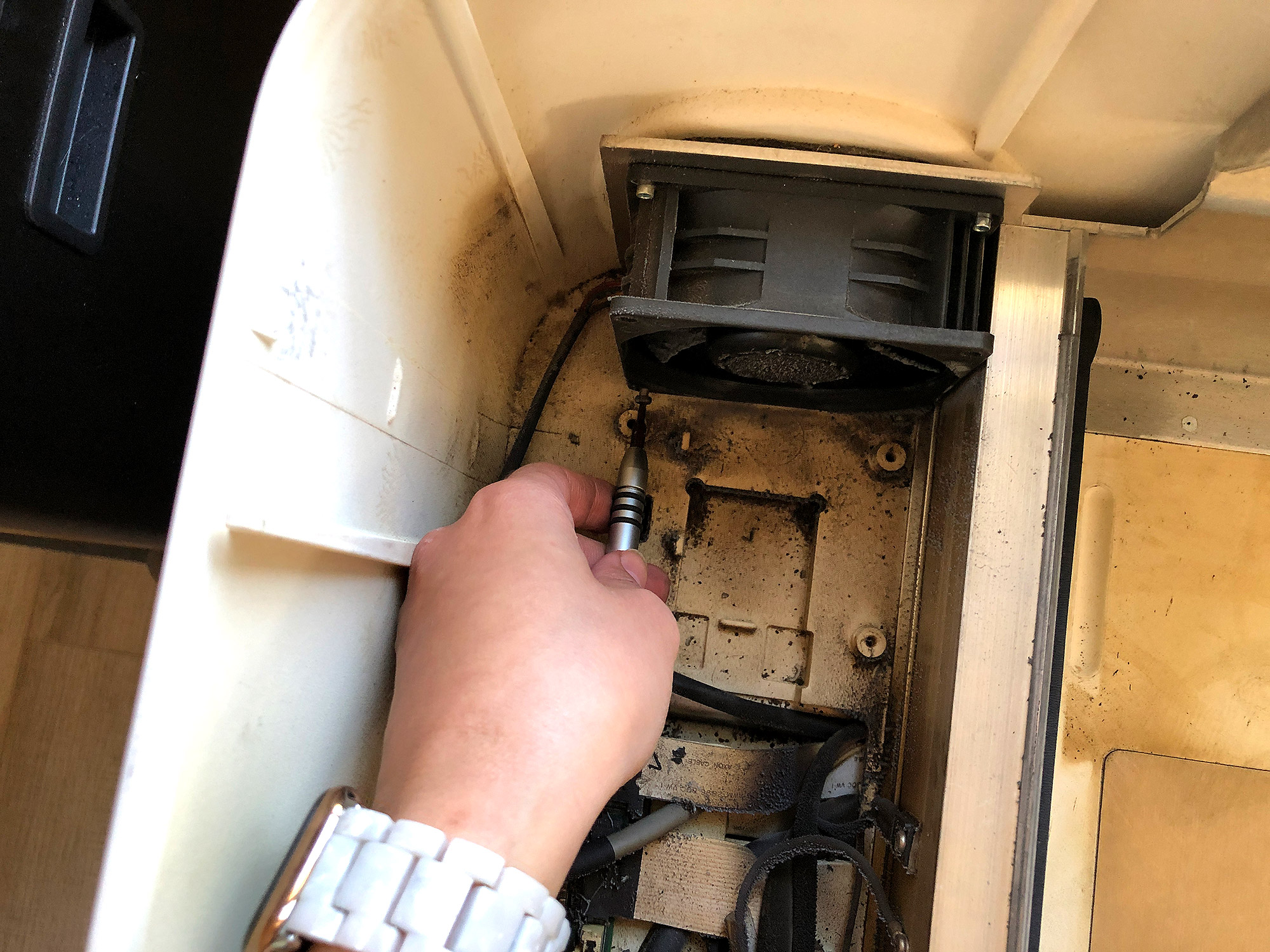 Removing or Servicing the Glowforge Internal Fan - Danielle Wethington